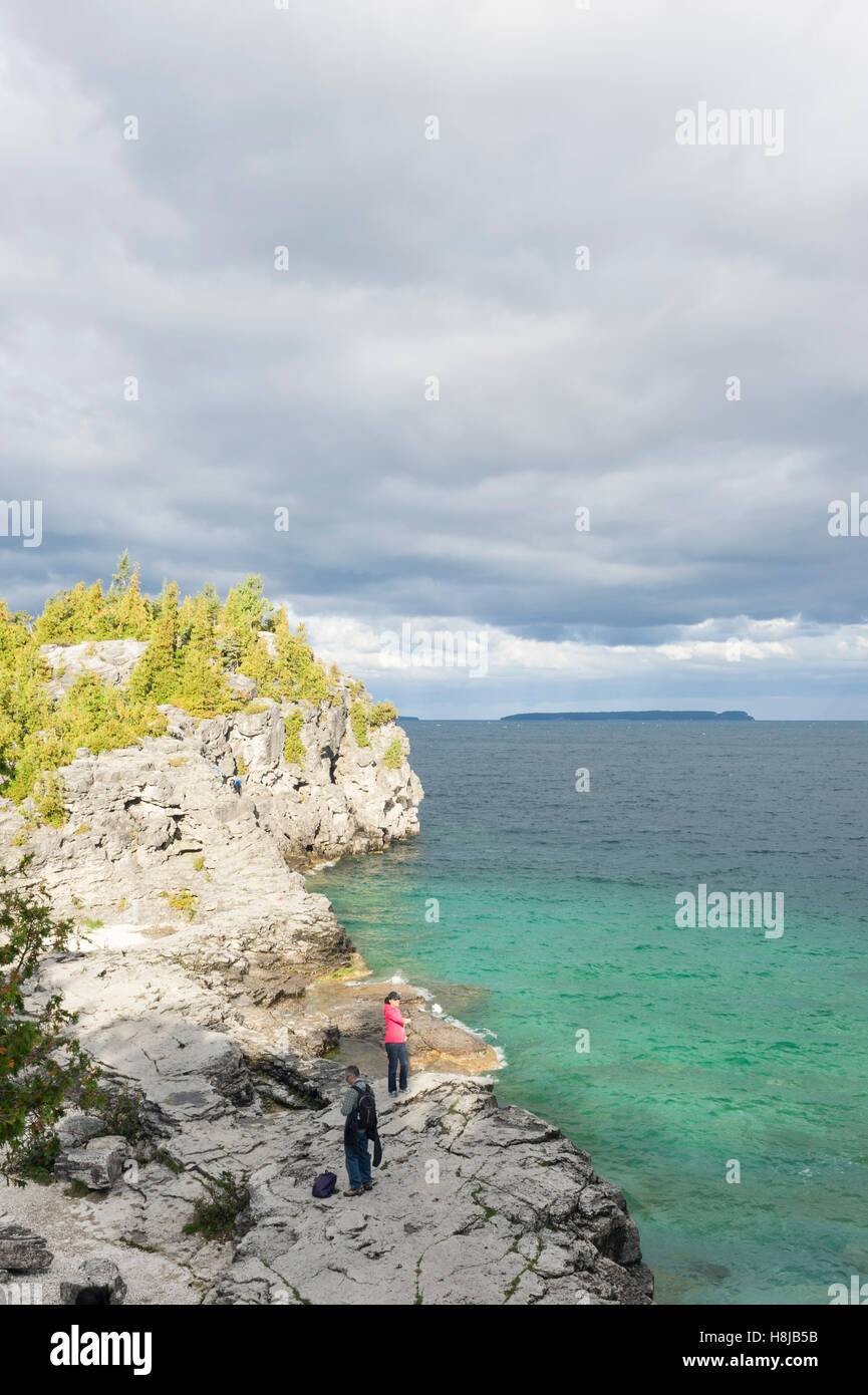 The Grotto, a top tourism attractions in Bruce Peninsula National Park ...