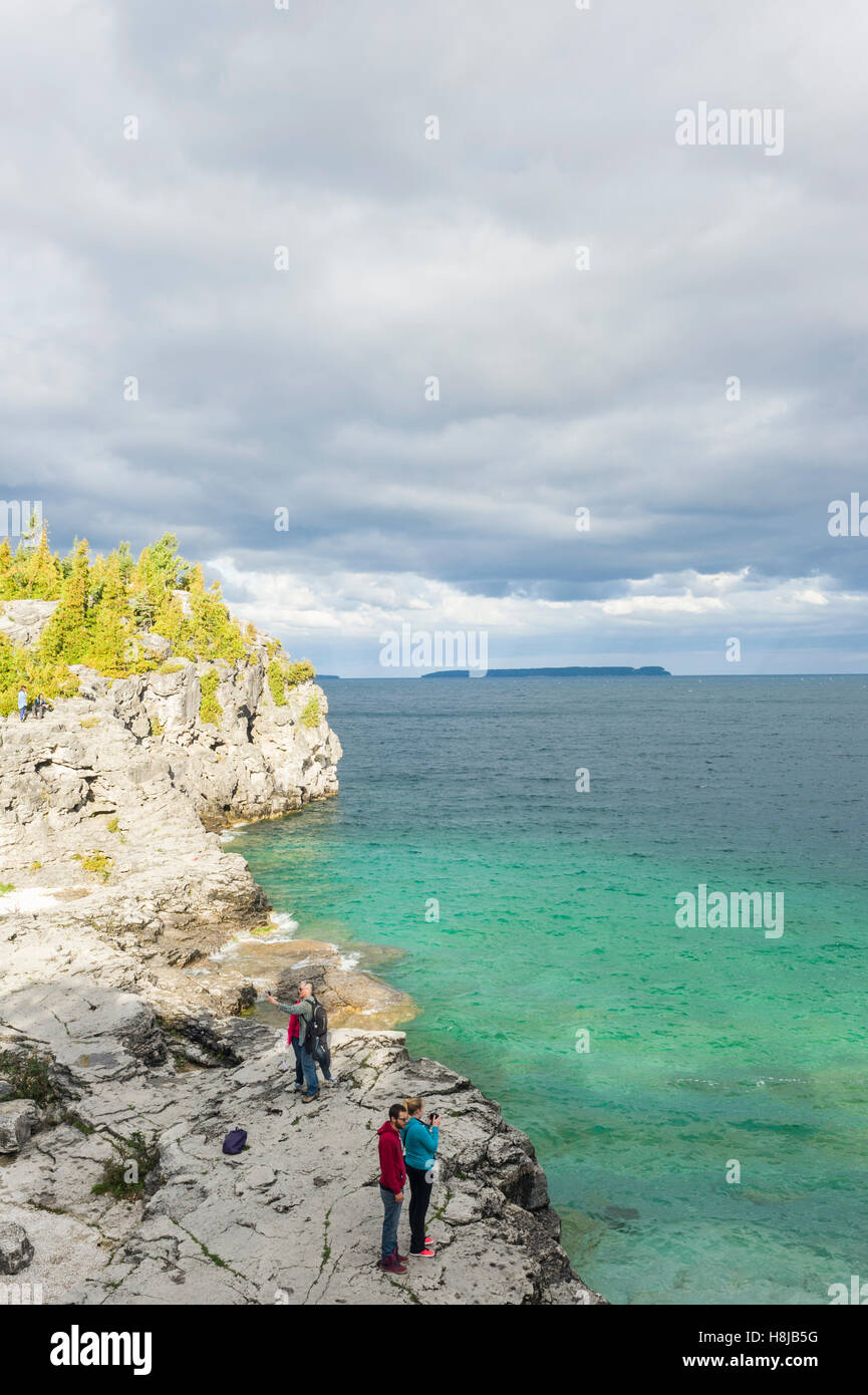 The Grotto, a top tourism attractions in Bruce Peninsula National Park ...