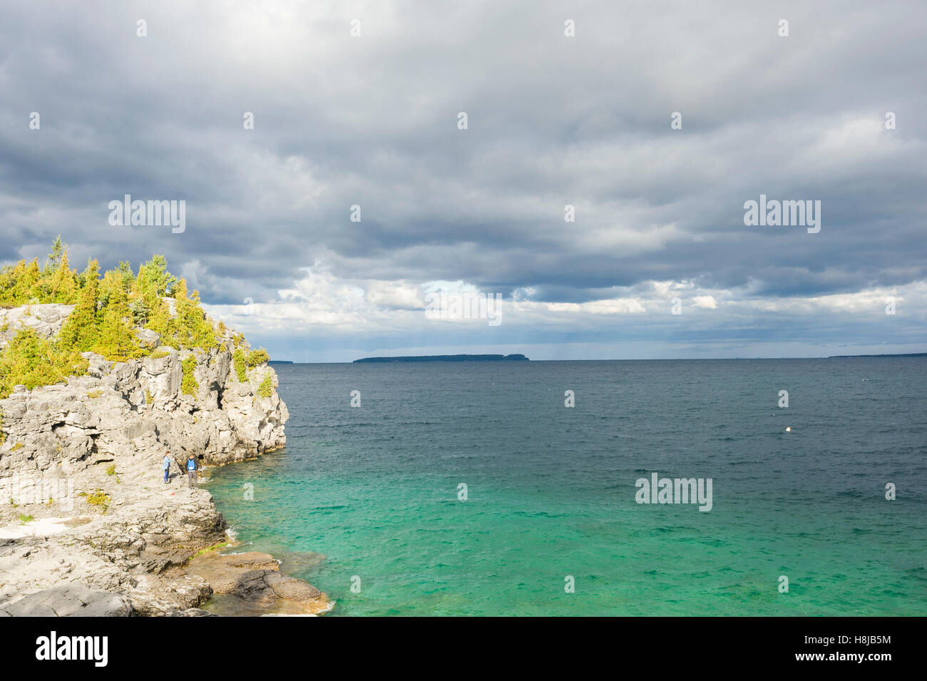 Bruce Peninsula Grotto Stock Photos & Bruce Peninsula Grotto Stock ...