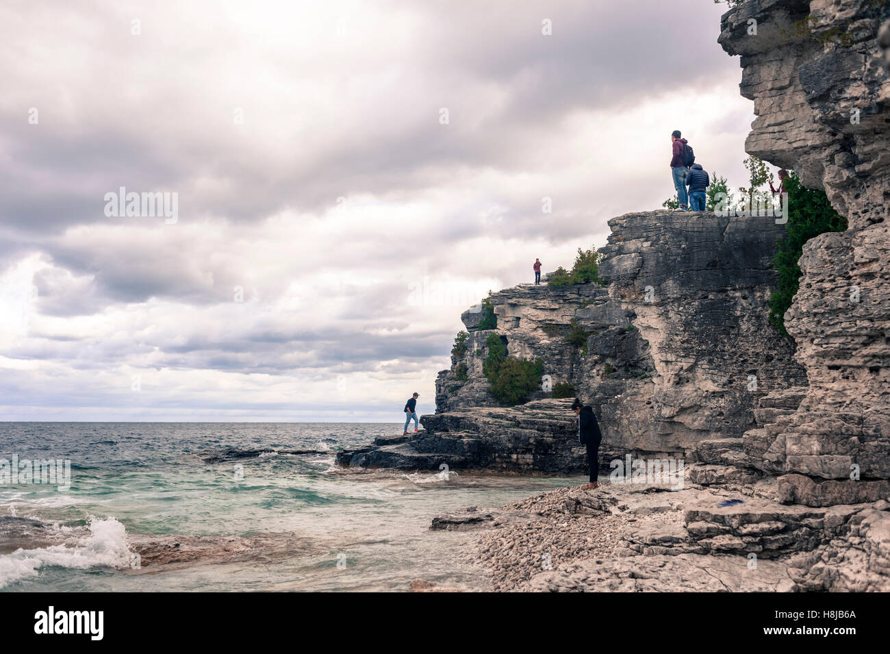 The Grotto, a top tourism attractions in Bruce Peninsula National Park ...