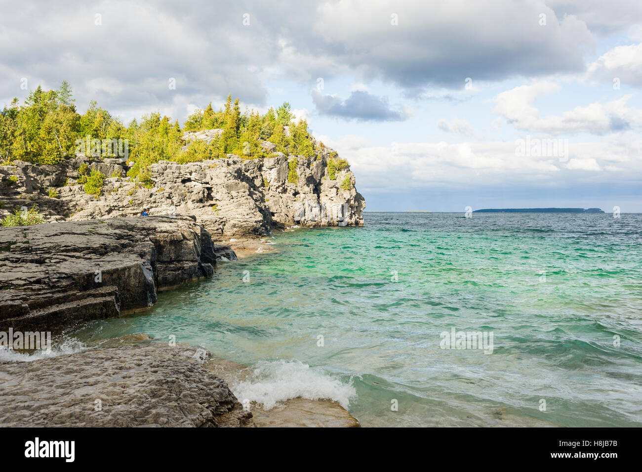 The Grotto, a top tourism attractions in Bruce Peninsula National Park ...