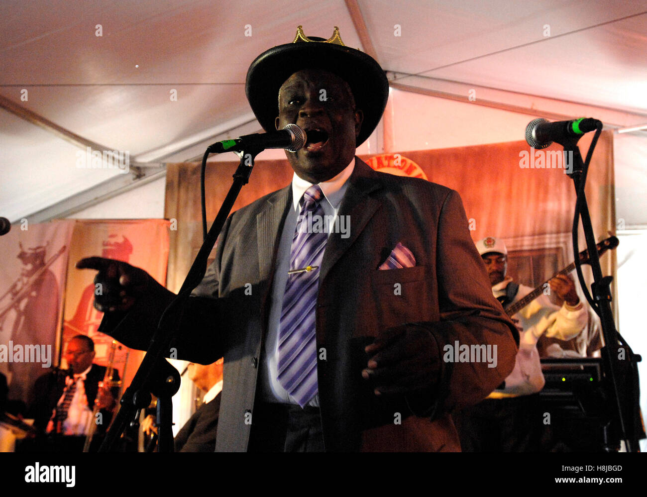 Al "Carnival Time" Johnson performing live at the 2007 Voodoo Music ...