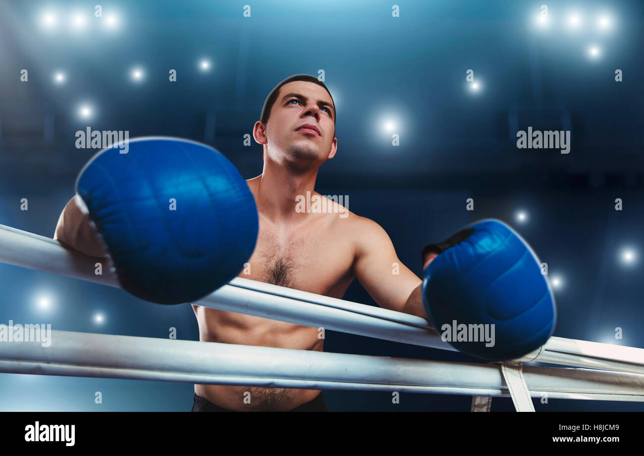 Boxer on the ropes ropes hi-res stock photography and images - Alamy