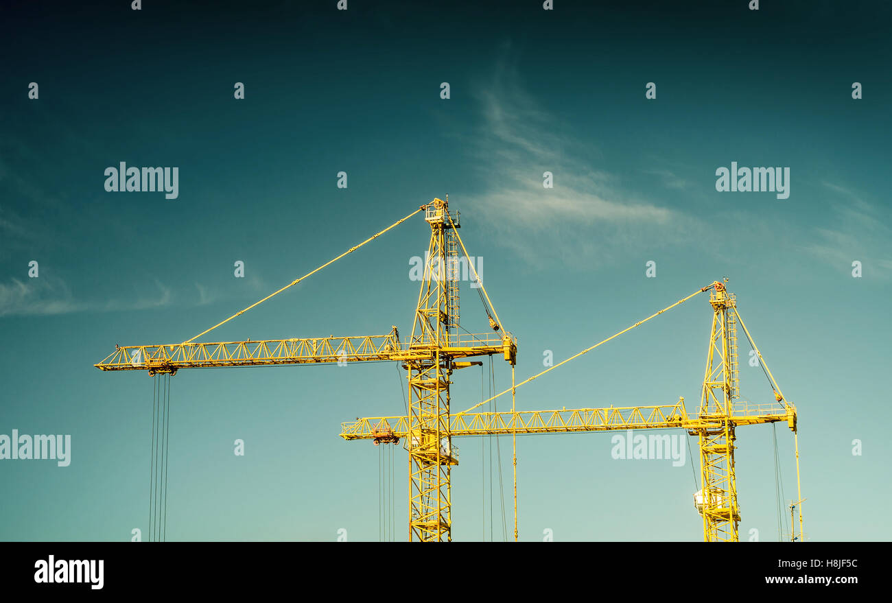 Constructions crane hi-res stock photography and images - Alamy