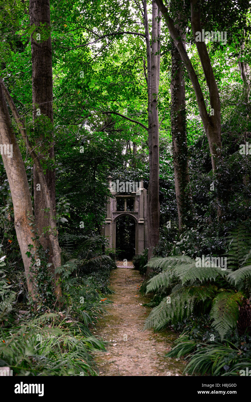 Gothic garden High Resolution Stock Photography and Images - Alamy