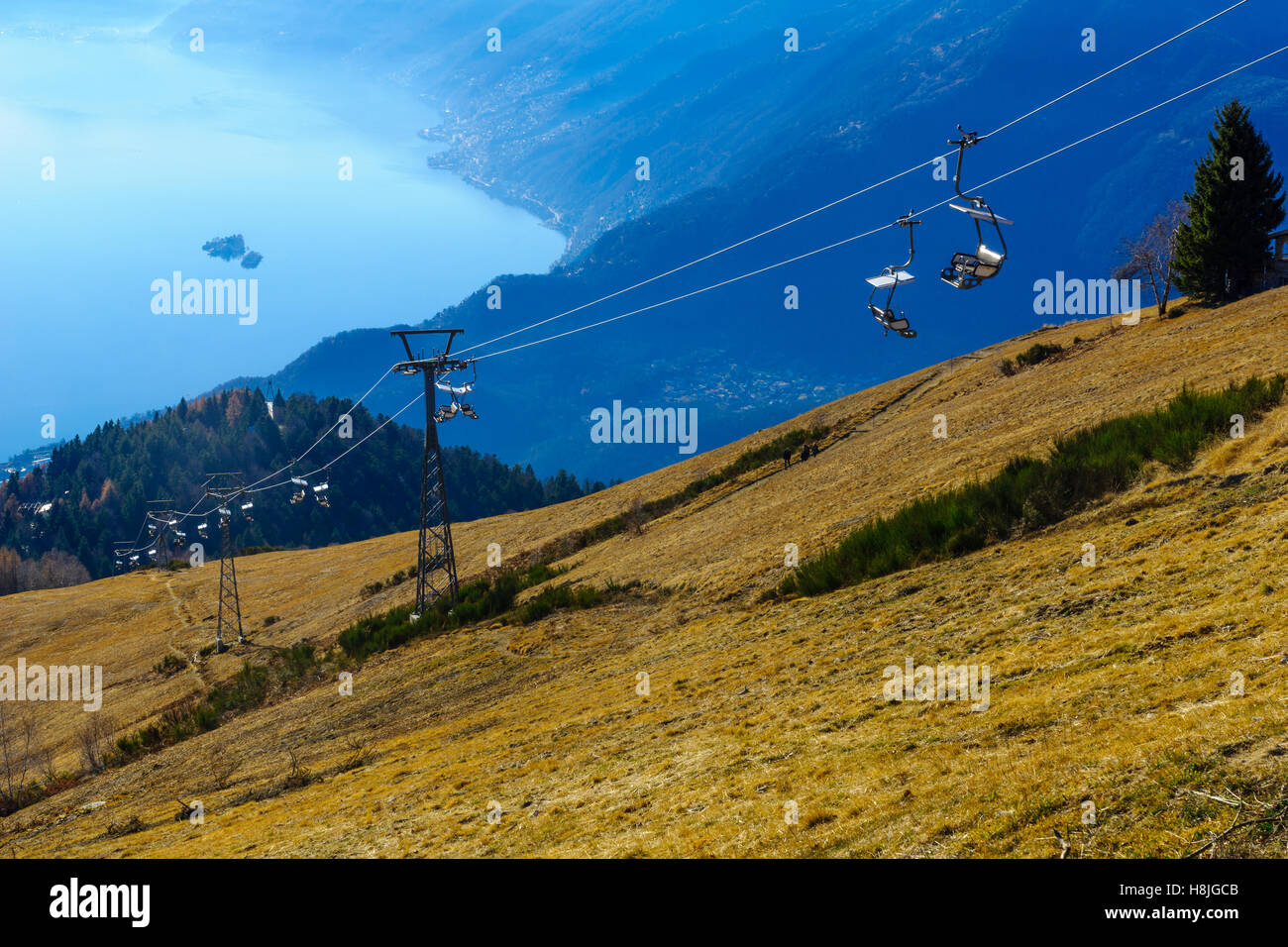 View of Locarno and Lake Maggiore from the Cardada-Cimetta mountain ...