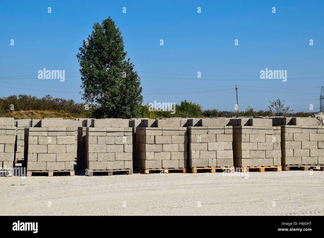 Skid block hi-res stock photography and images - Alamy