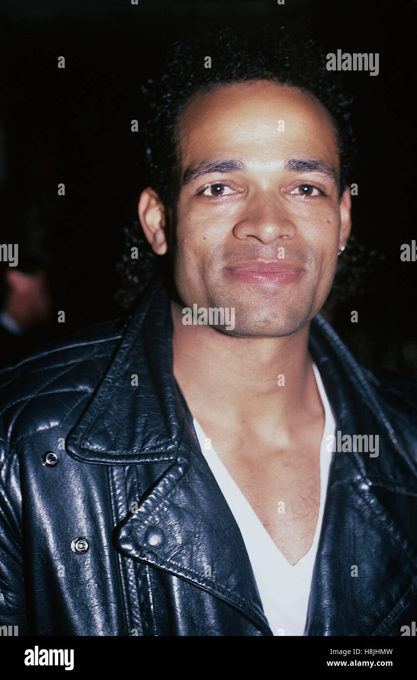 Mario van peebles hi-res stock photography and images - Alamy