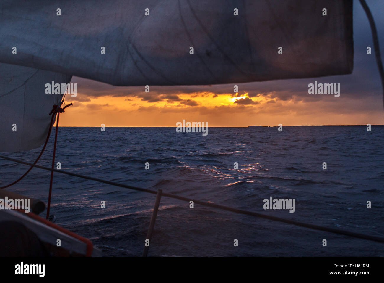 Sea view from ship sunset hi-res stock photography and images - Alamy