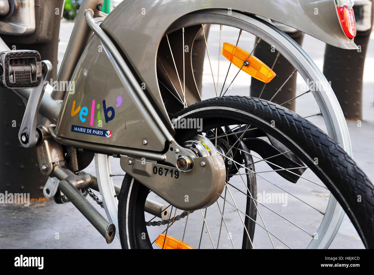 Velib system hi-res stock photography and images - Alamy