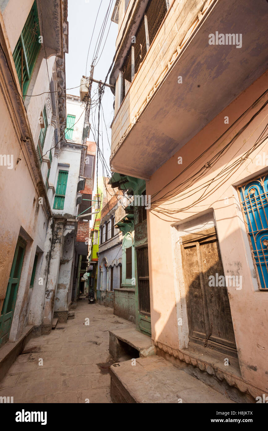 The narrow alleyways of Varanasi (Banaras), India Stock Photo - Alamy