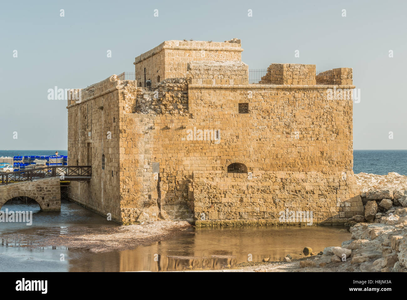 Medieval castle in paphos hi-res stock photography and images - Alamy