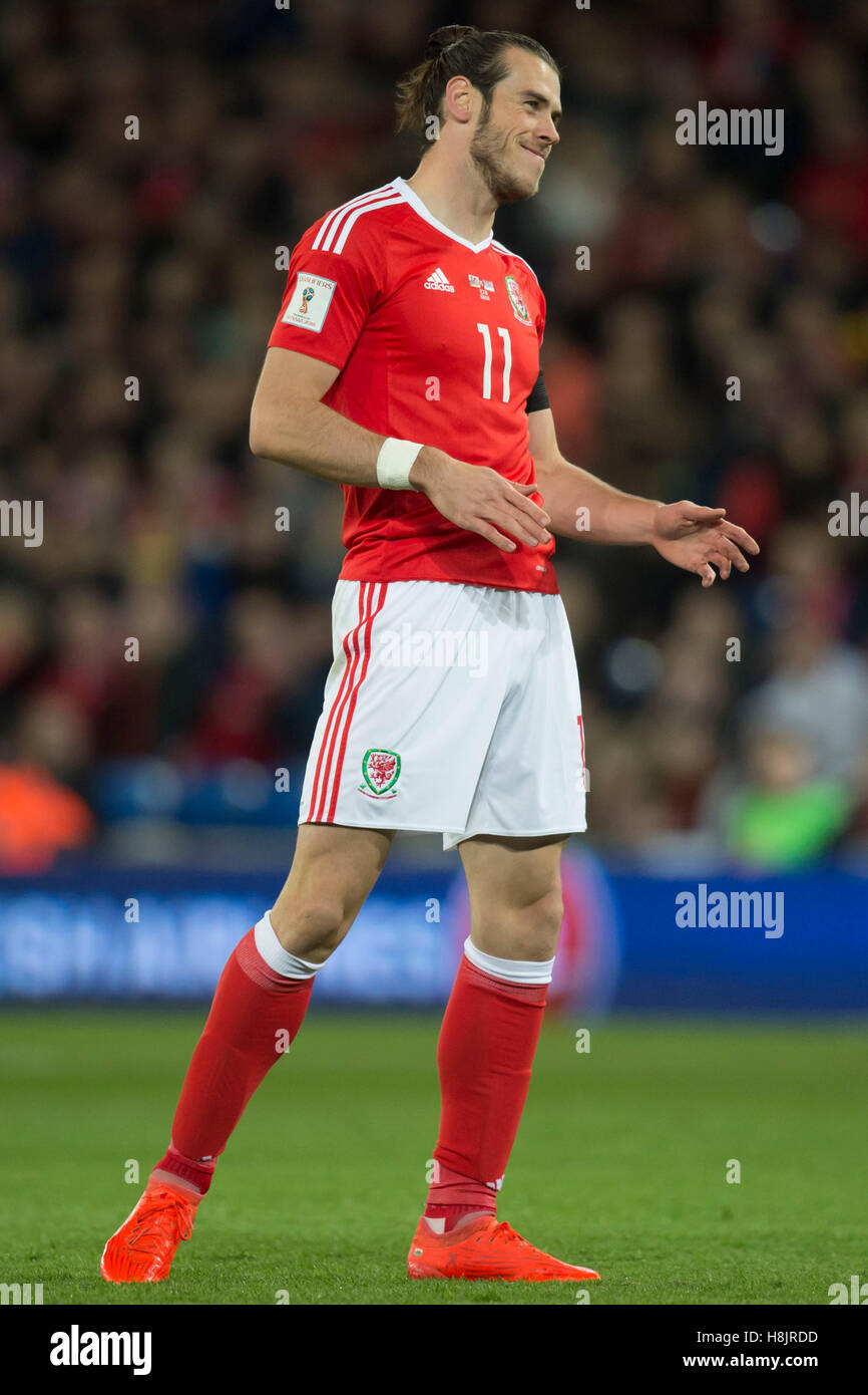 Wales footballer Gareth Bale in action Stock Photo - Alamy