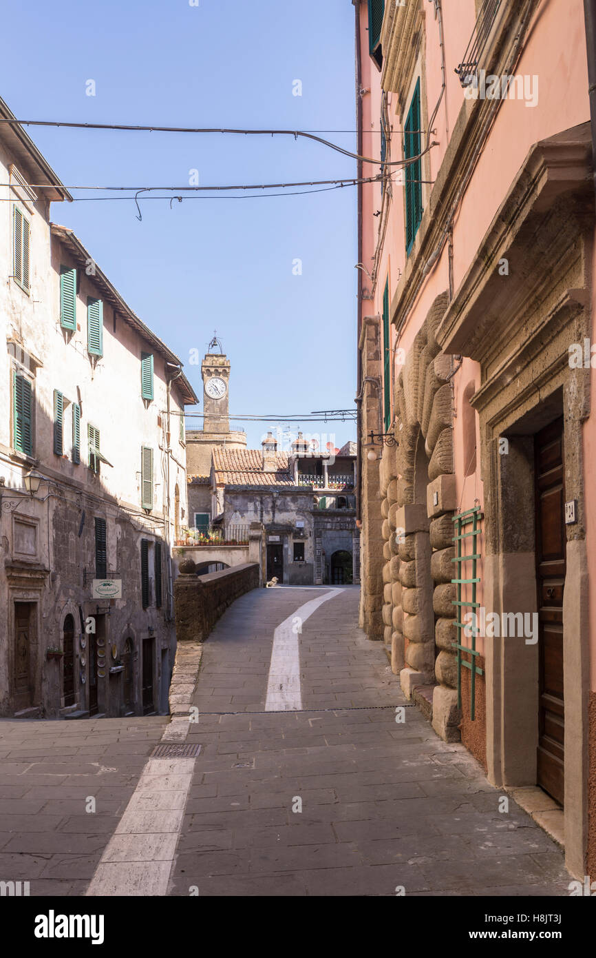 Sorano tuscany hi-res stock photography and images - Alamy