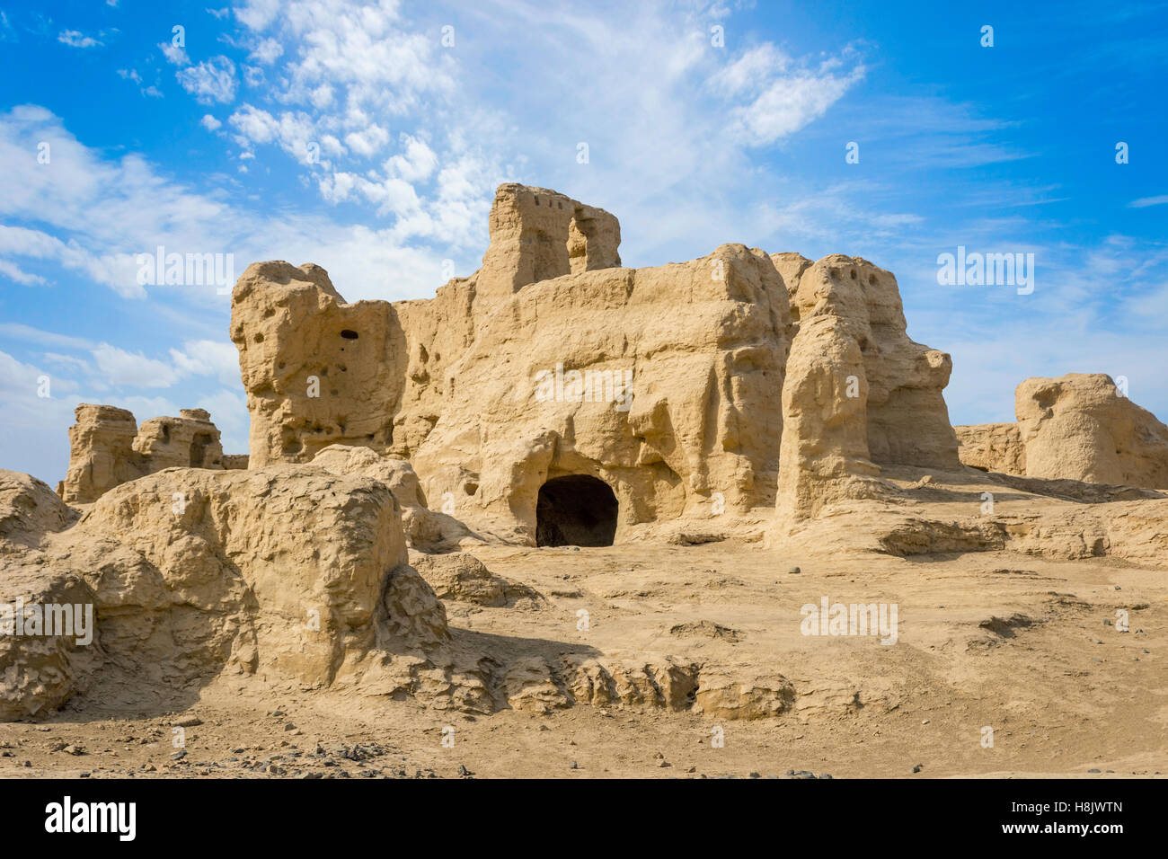 Jiaohe Ancient Ruins, Turpan, Xinjiang province, China Stock Photo - Alamy