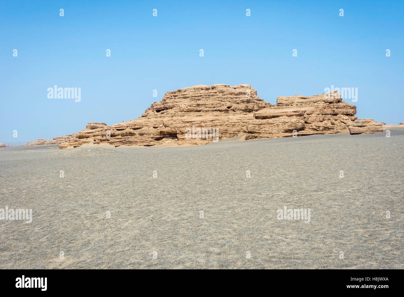 Rock formations in Dunhuang Yardang National Geopark, Gobi Desert ...