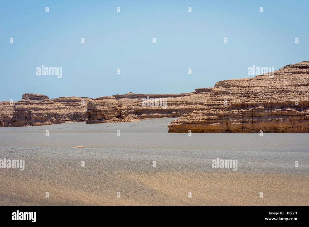 Dunhuang yardang national geopark hi-res stock photography and images ...