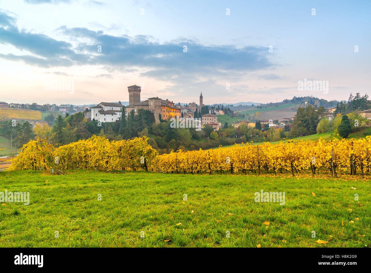 Levizzano hi-res stock photography and images - Alamy