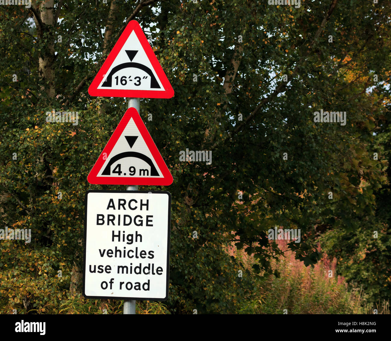 High arch bridge hi-res stock photography and images - Alamy