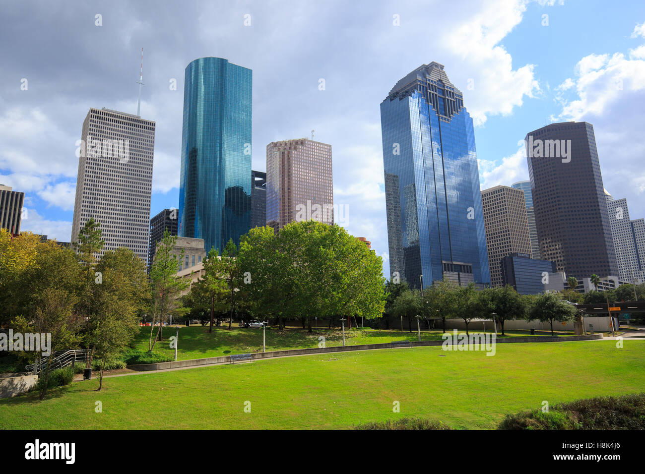 Houston downtown skyline hi-res stock photography and images - Alamy