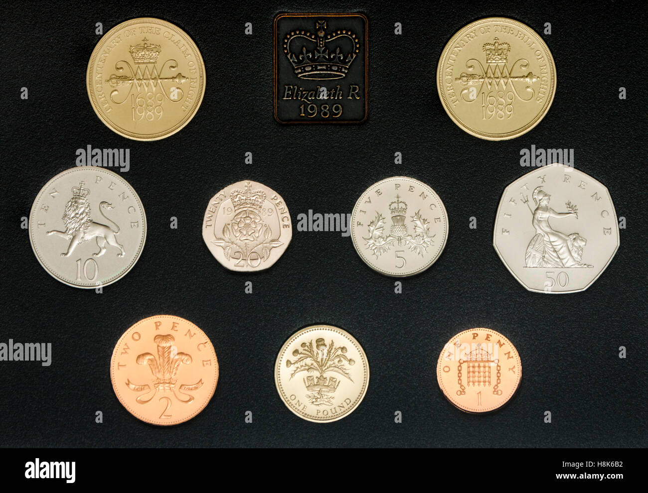 Royal Mint complete set of United Kingdom proof coins for the year 1989 ...