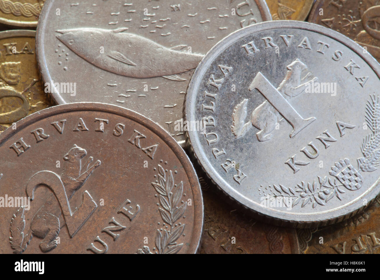 Pile of coins of Croatia Stock Photo - Alamy