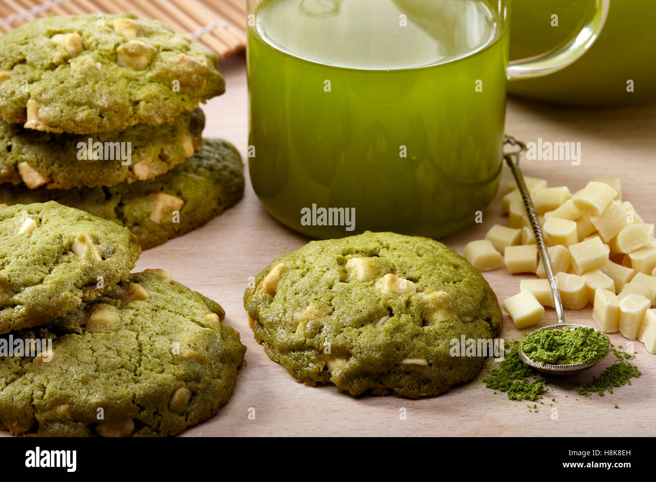 Matcha green tea biscuits hi-res stock photography and images - Alamy