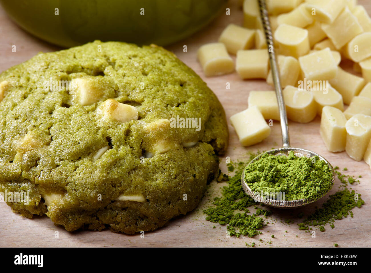 Matcha green tea biscuits hi-res stock photography and images - Alamy