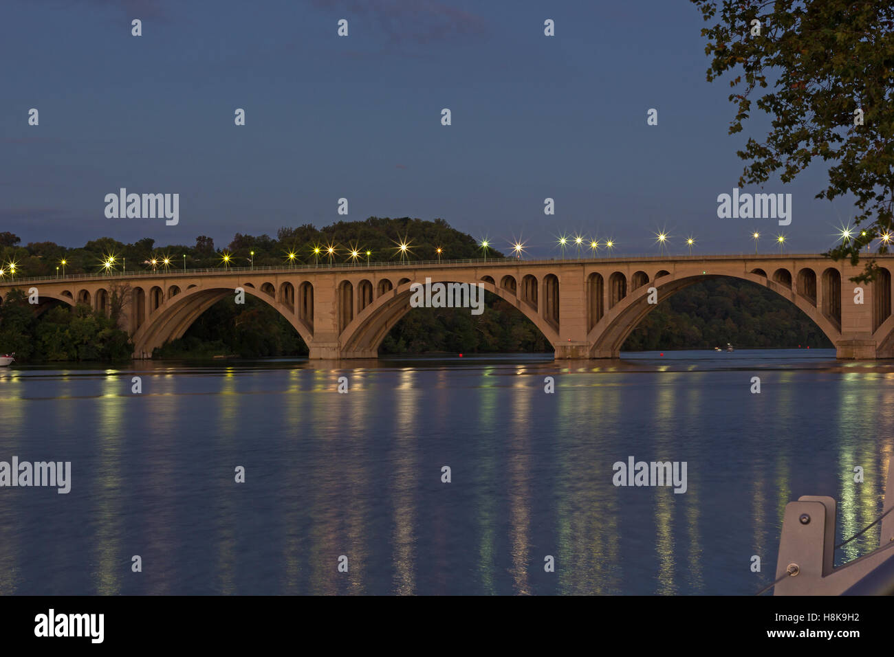Night scene of Key Bridge in Washington DC, USA Stock Photo - Alamy