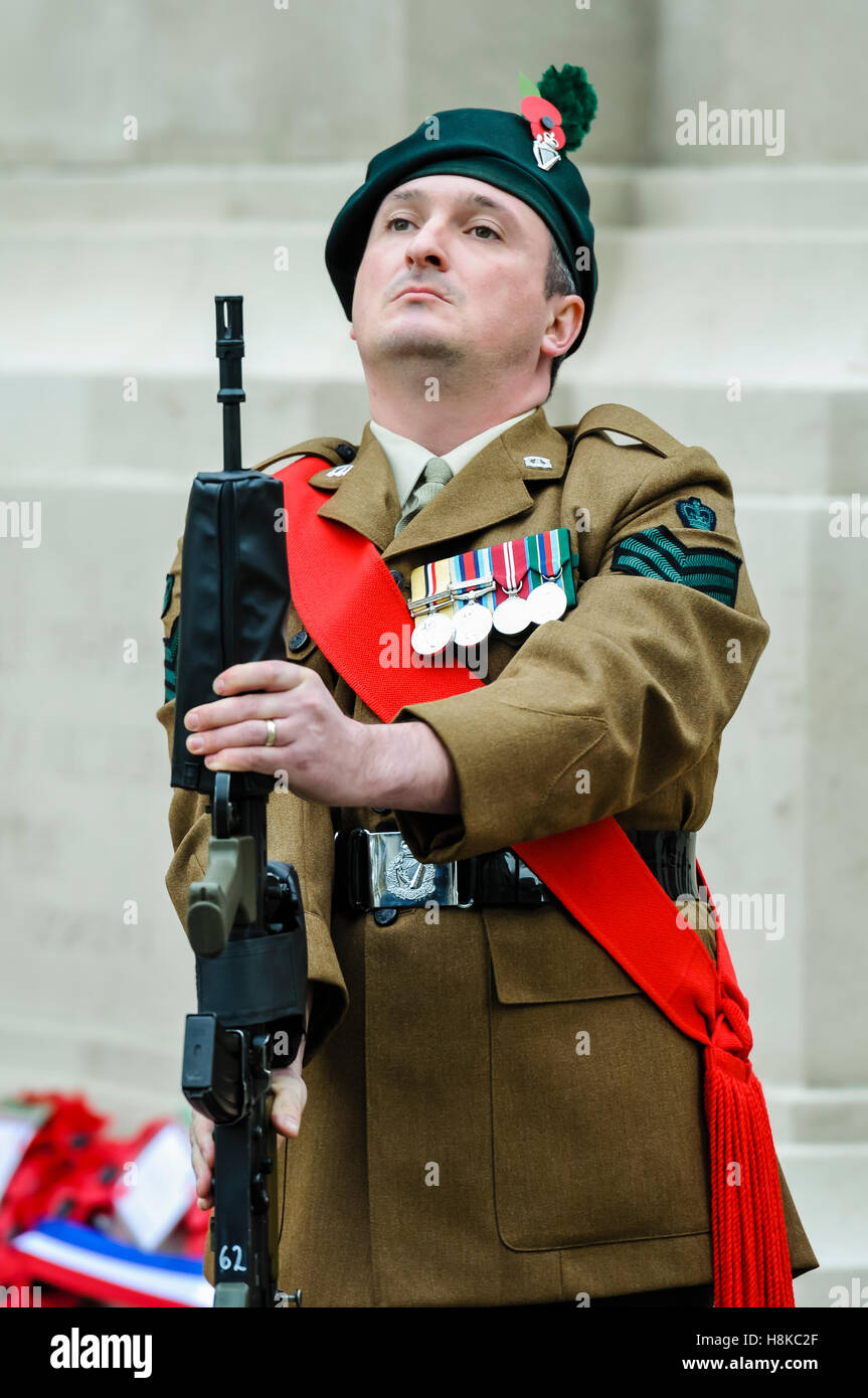 Irish regiment world war 2 hi-res stock photography and images - Alamy