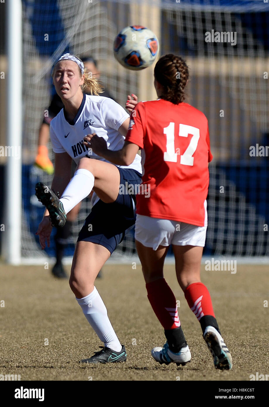 Washington, DC, USA. 13th Nov, 2016. 20161113 - Georgetown defender ...