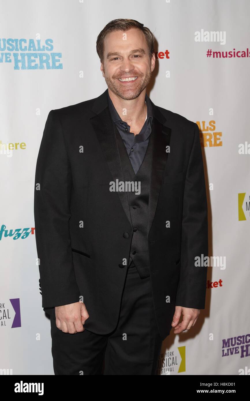 New York, NY, USA. 13th Nov, 2016. Darren Ritchie at arrivals for New ...