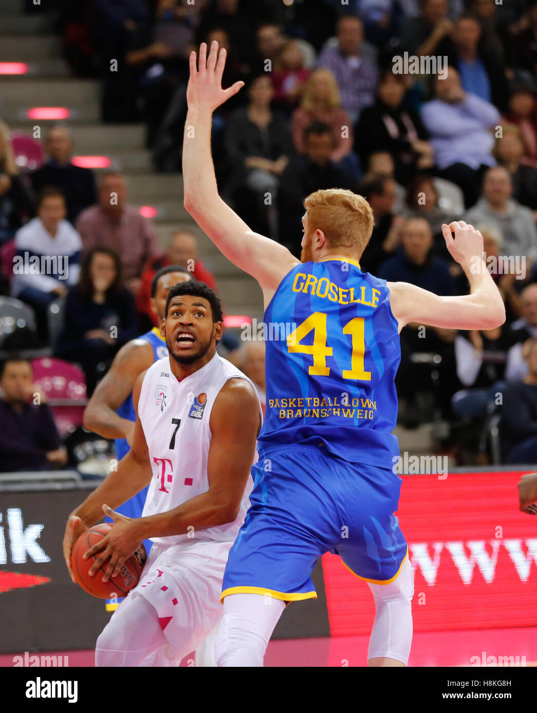 Geoffrey thompson hi-res stock photography and images - Alamy