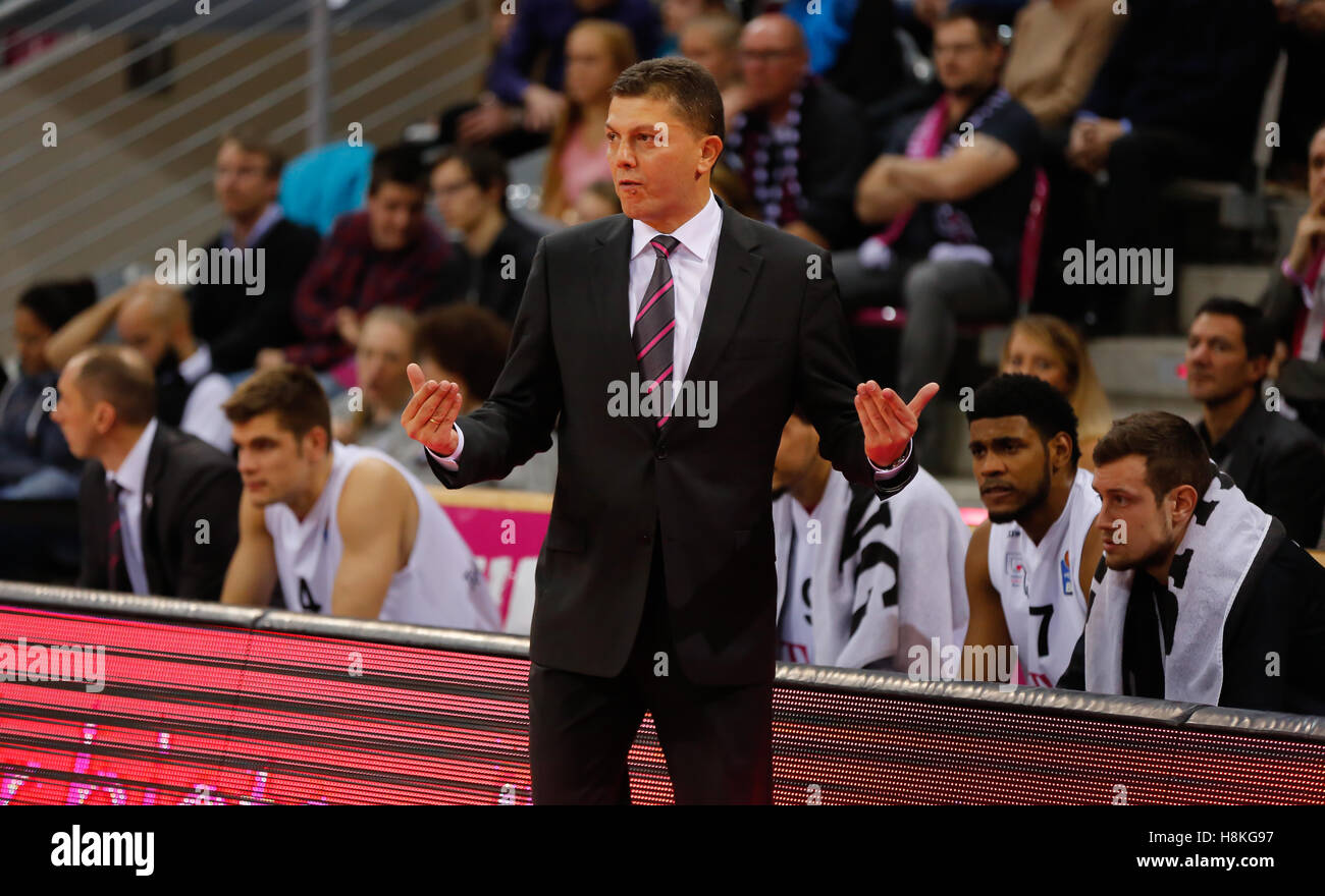 Basketball, Bundesliga, matchday 9, Telekom Baskets Bonn vs Basketball ...