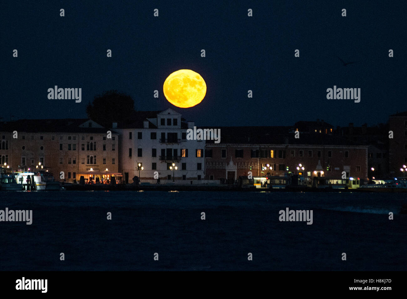 Supermoon italy hi-res stock photography and images - Alamy