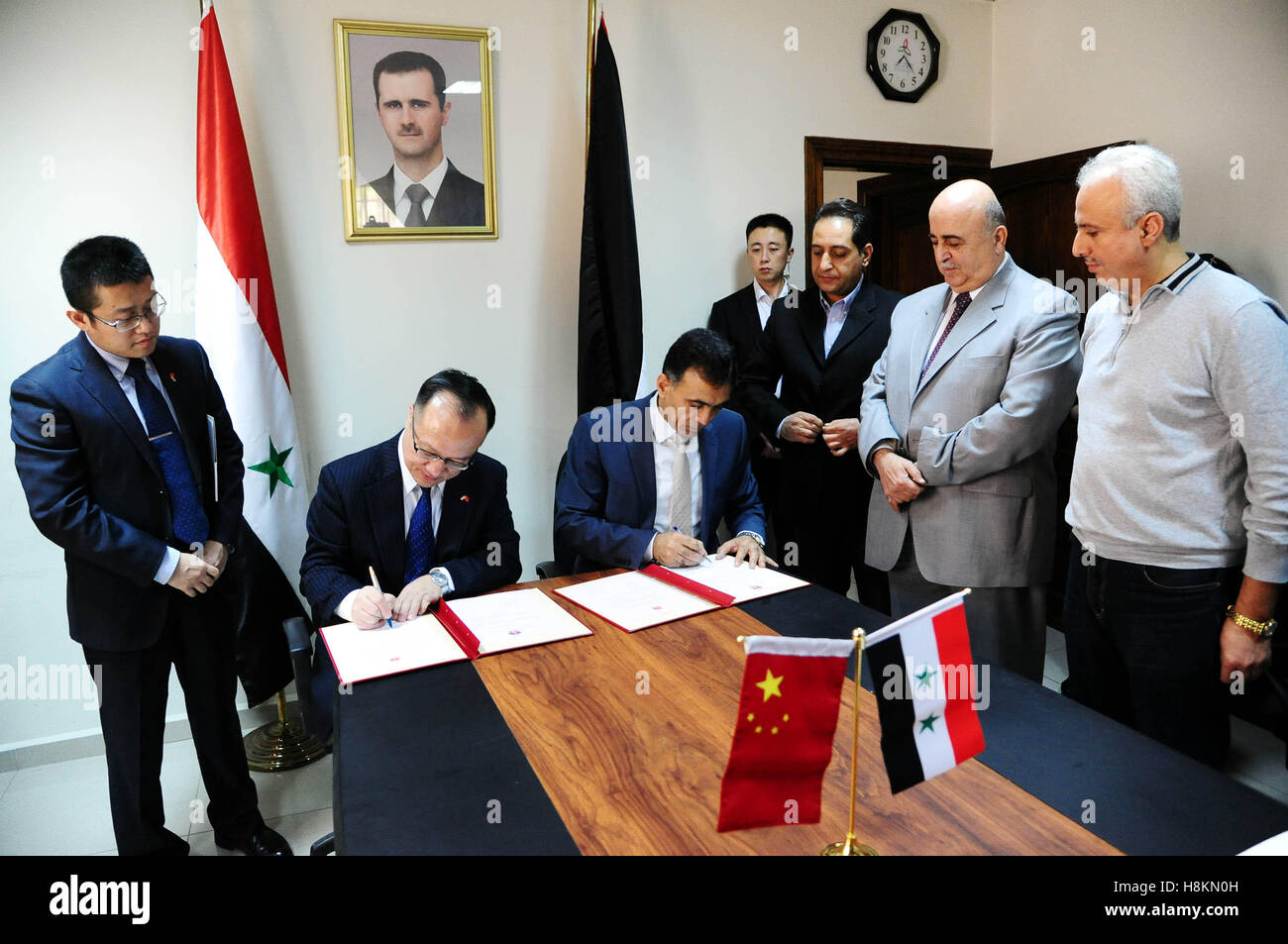 Damascus, Syria. 14th Nov, 2016. Chinese ambassador to Syria Qi Qianjin ...