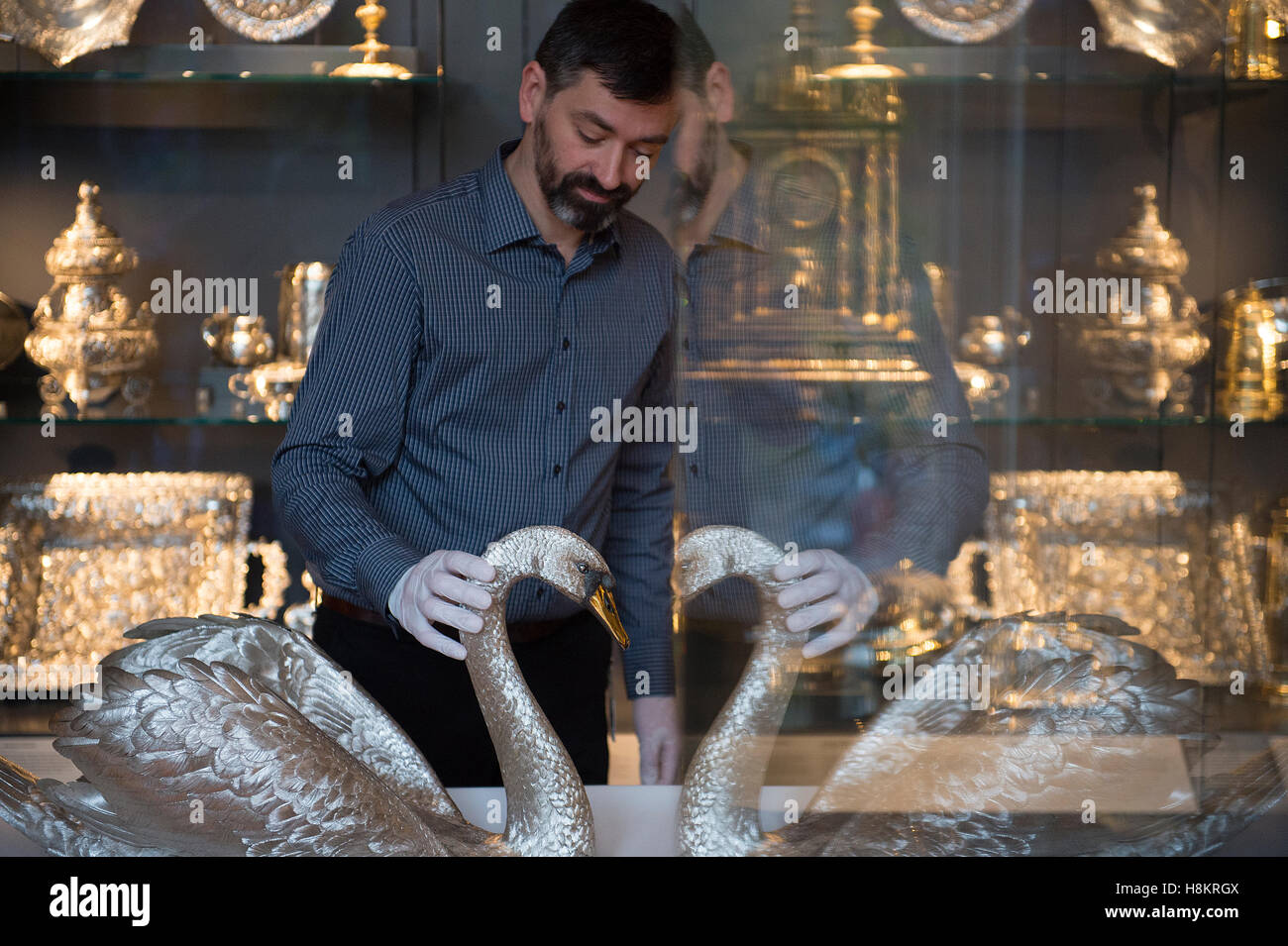 Rosalinde and arthur gilbert collection hi-res stock photography and ...