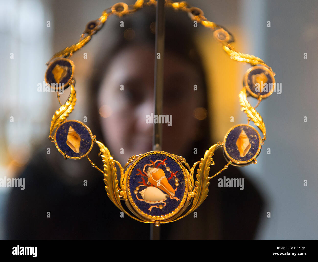 Rosalinde and arthur gilbert collection hi-res stock photography and ...