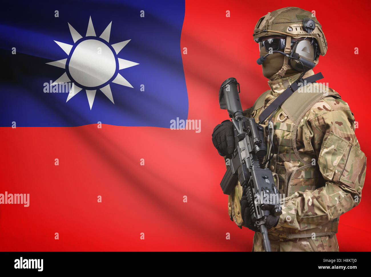 Taiwanese police officer hi-res stock photography and images - Alamy