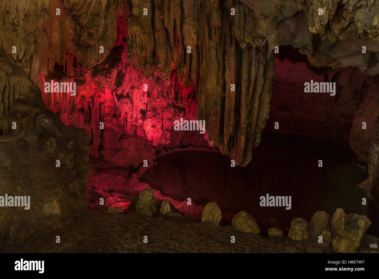 Tectonic cave hi-res stock photography and images - Alamy