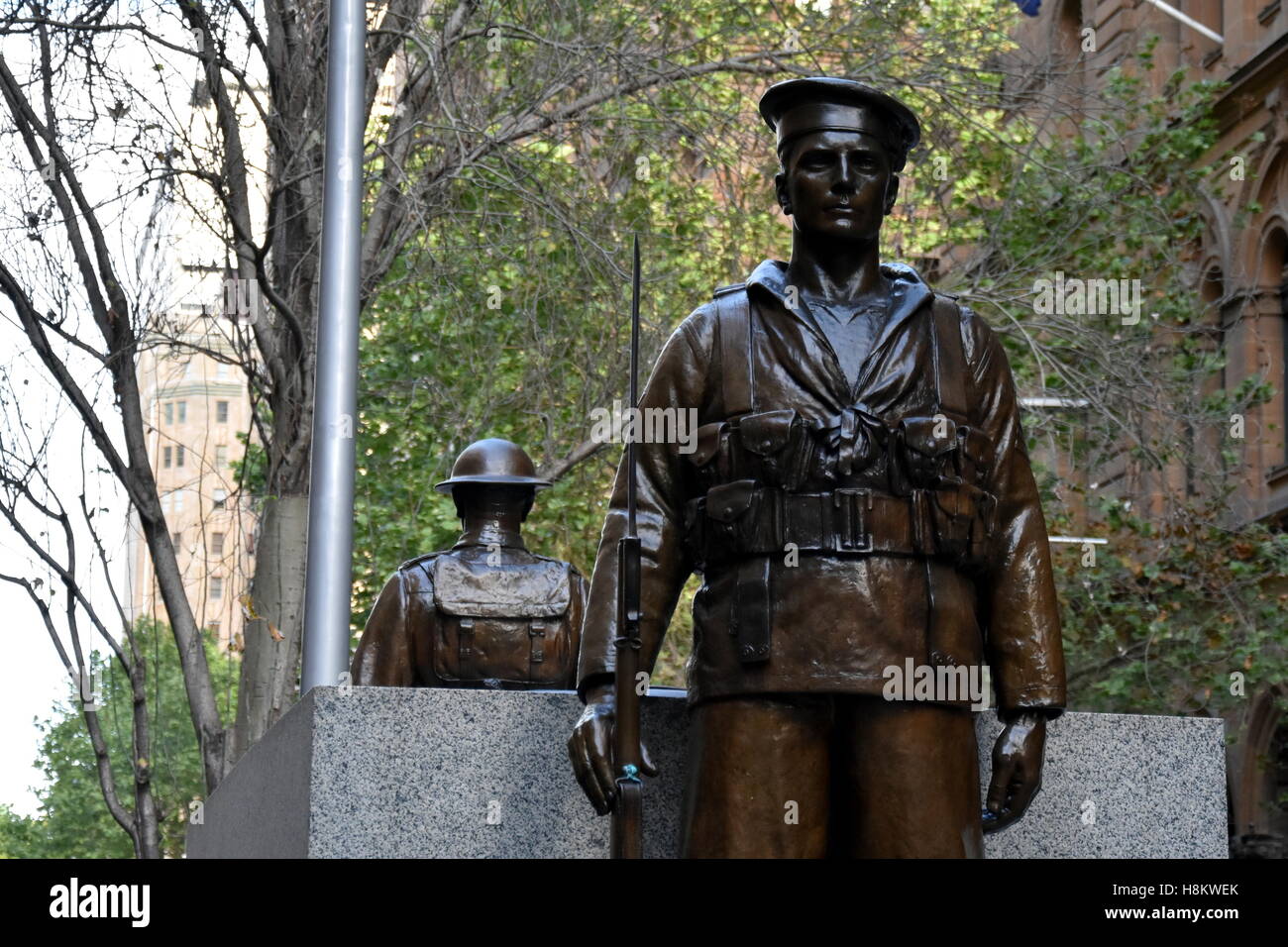 Australian soldier and sailor hi-res stock photography and images - Alamy