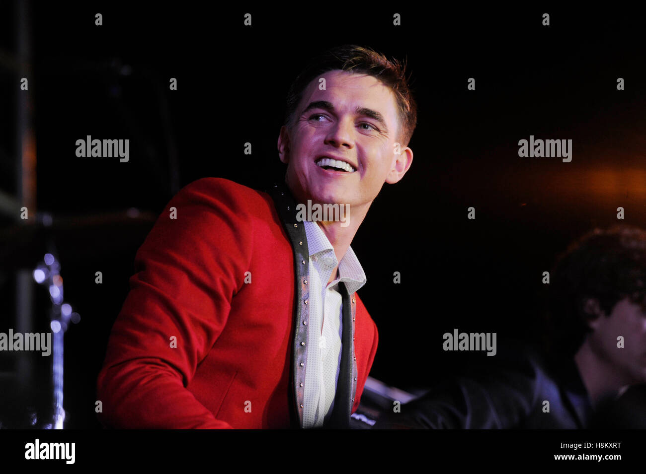 Jesse McCartney performs at the Citadel Outlets Christmas Tree Lighting ...