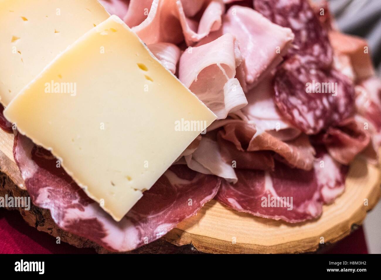 Italian salumi hi-res stock photography and images - Alamy