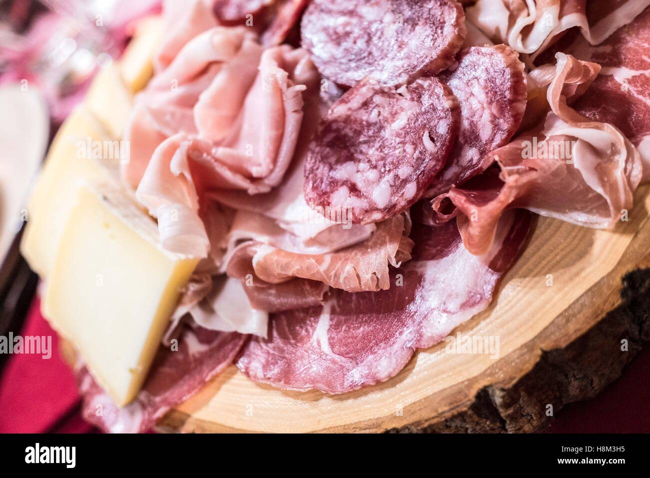 Italian tagliere salumi misti Stock Photo - Alamy