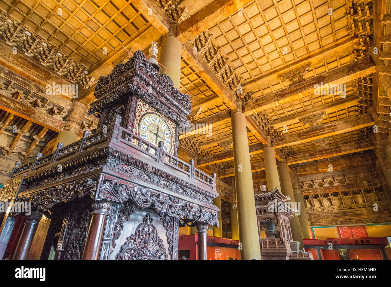 Clock museum forbidden city beijing hi-res stock photography and images ...