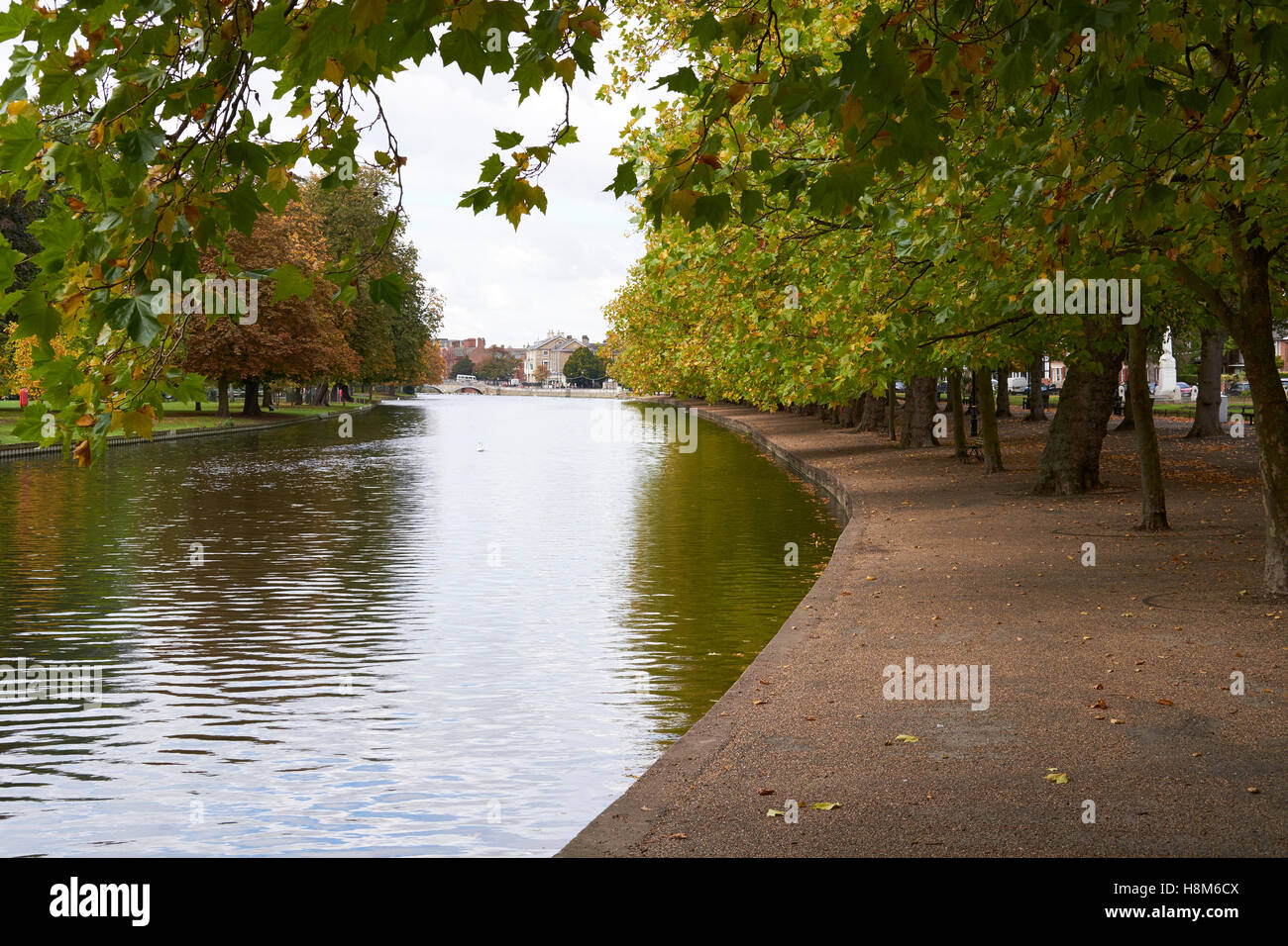 Embankment River Ouse Bedford Stock Photos & Embankment River Ouse ...