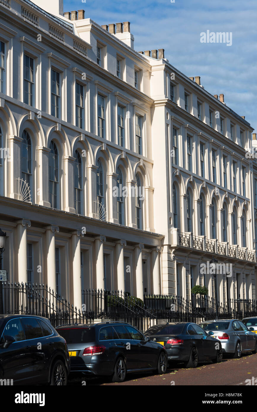 2016 london october park square west uk property row houses hi-res ...