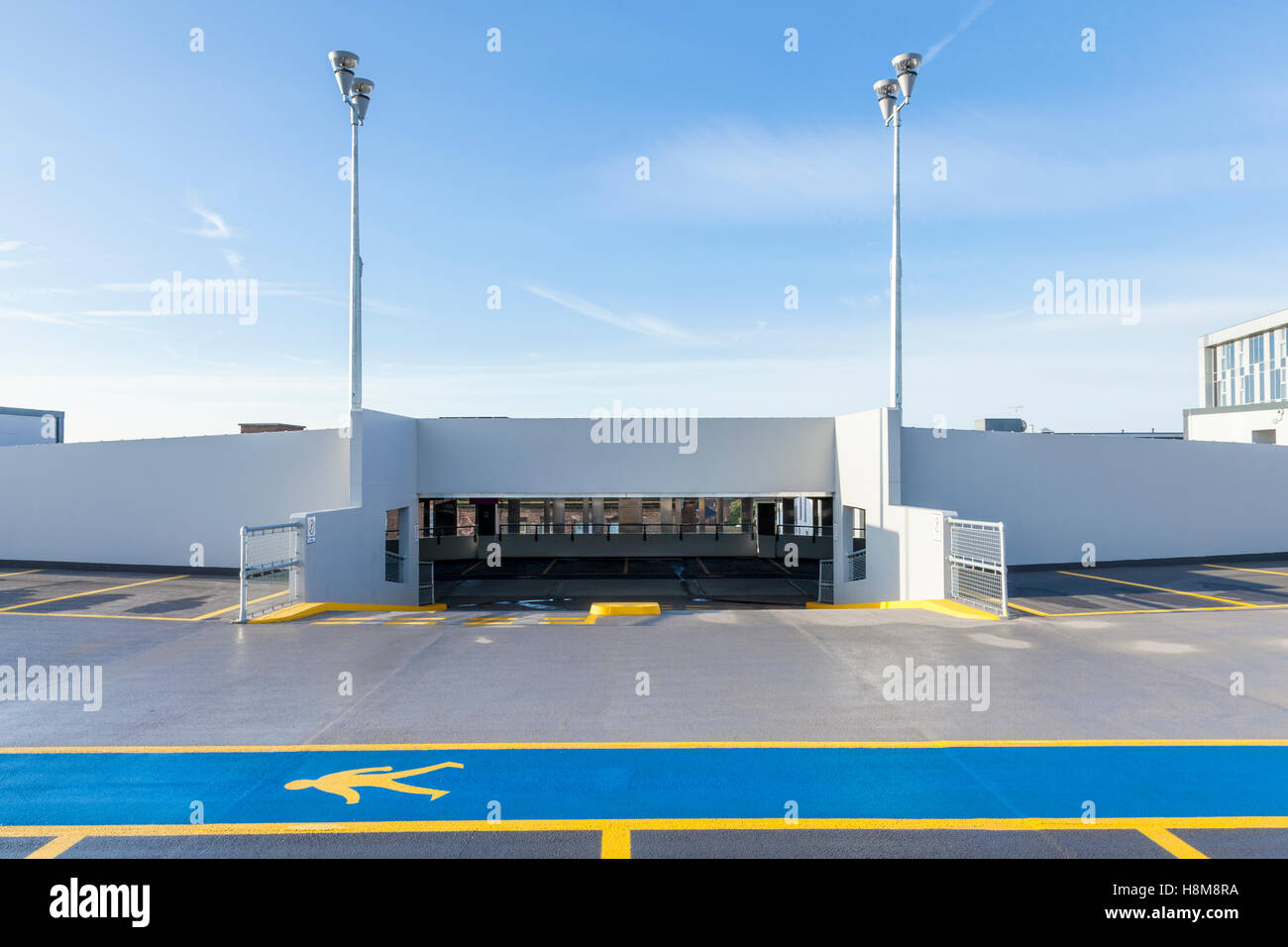 Pedestrian pathway hi-res stock photography and images - Alamy