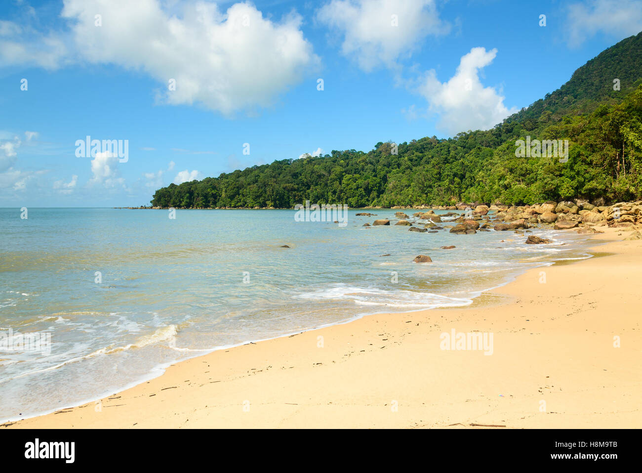 Kuching beach hi-res stock photography and images - Alamy
