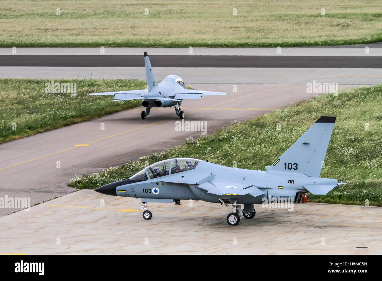 Israeli Air Force Alenia Aermacchi M-346 Master (IAF Lavi) a military ...